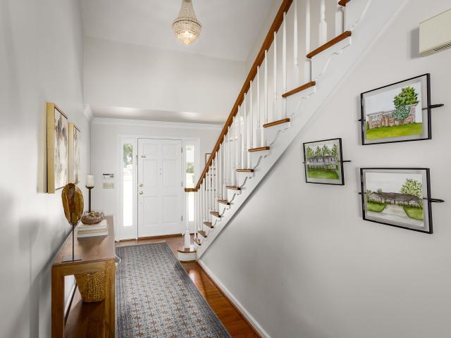 1924 Charlotte Ct