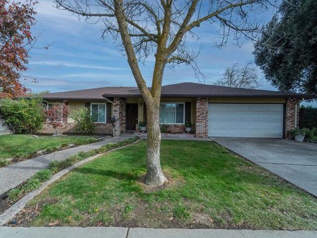 1924 Cota Way, Modesto, CA 95355