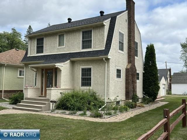 1924 E 10th Ave, Hibbing, MN 55746