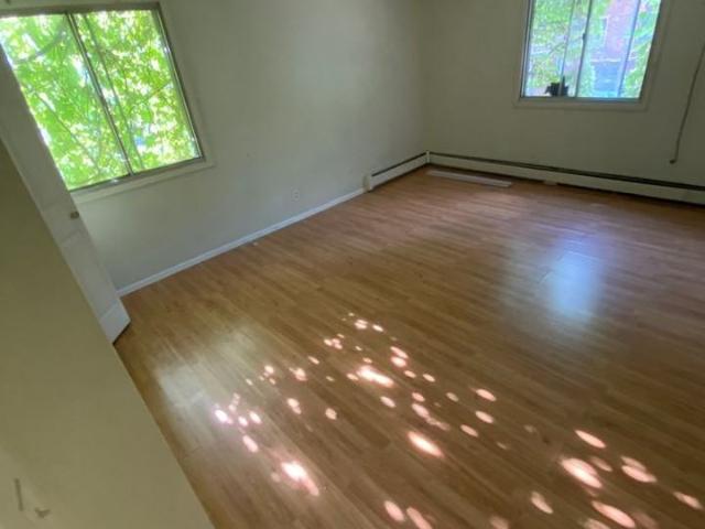 1924 Emerson Ave S Studio Apartment for Rent at 1924 Emerson Ave S, Minneapolis, MN 55403 Lowry Hill