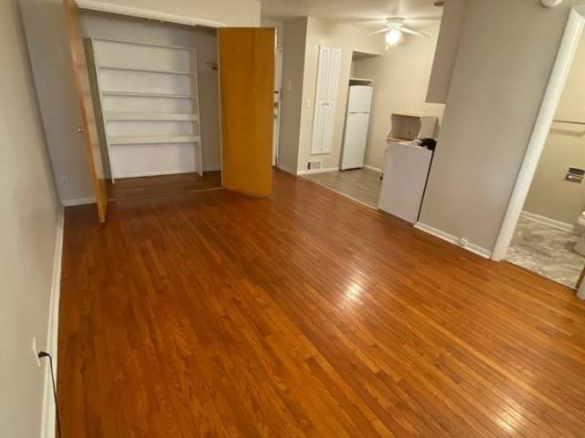 1924 Emerson Ave S Studio Apartment for Rent at 1924 Emerson Ave S, Minneapolis, MN 55403 Lowry Hill