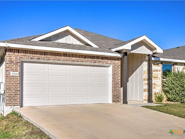 1924 Hayes St, Temple, TX 76502 | MLS #599914 | Compass