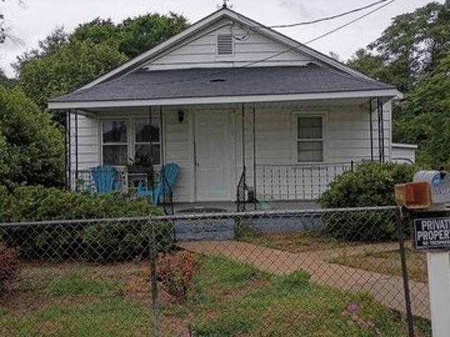 1924 Powell St, Fayetteville, NC 28306