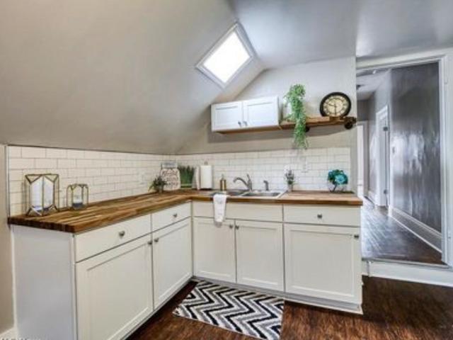 1924 Rowley Ave 2 Bedroom Apartment for Rent at 1924 Rowley Ave, Cleveland, OH 44109 Tremont