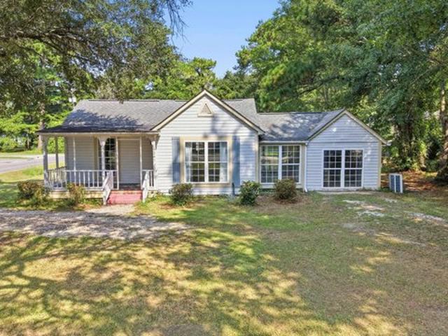 1924 South Island Rd, Georgetown, SC 29440