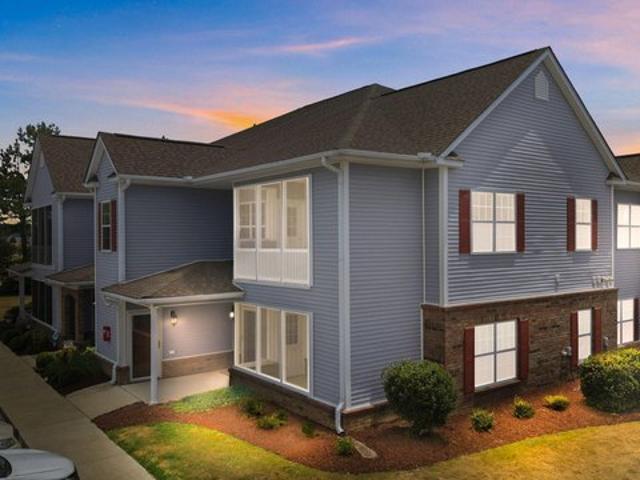 1924 Tara Ct Apt 202, Greenville, NC 27858