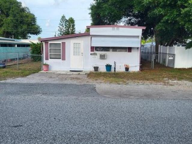 1924 Viceroy Ln, Holiday, FL 34690