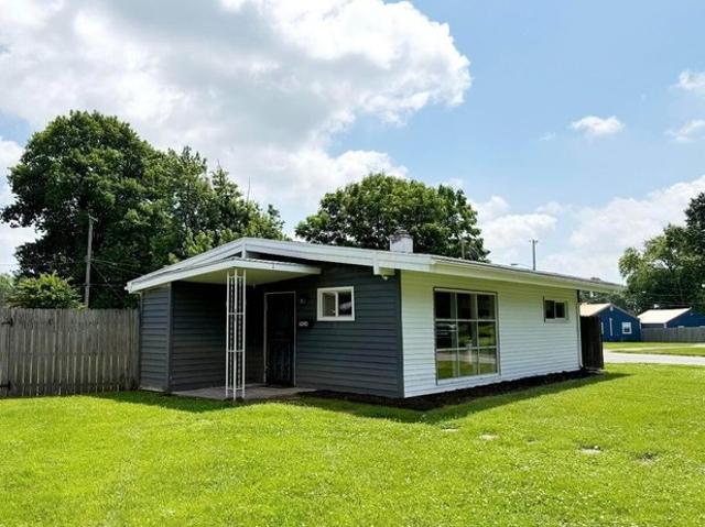 1924 Victory Dr, Springfield, OH 45505