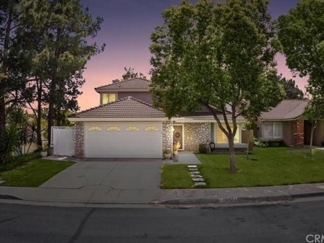 19250 Foxtail Ln, Riverside, CA 92508