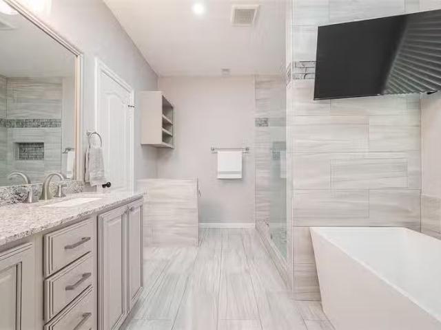 19254 S Cottonwood Green Ln, Cypress, TX 77433
