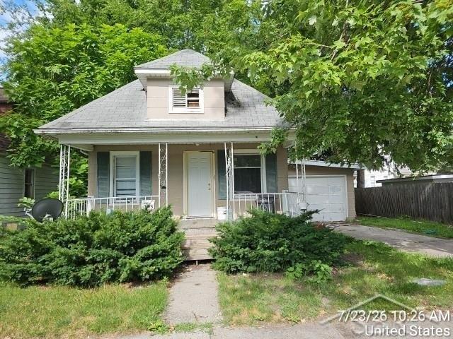 1925 N Oakley St, Saginaw, MI 48602