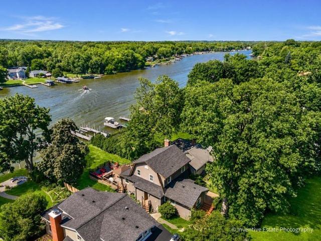 1925 N Woodlawn Park Ave, Mchenry, IL 60051