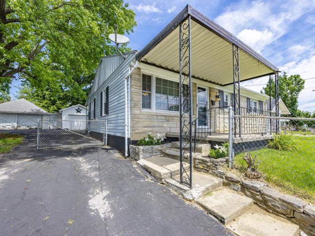 1925 Brent Street