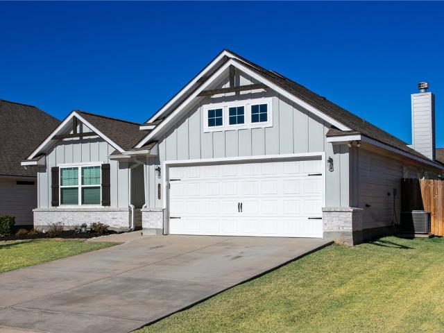 1925 Cambria Dr, Bryan, TX 77807 | Compass