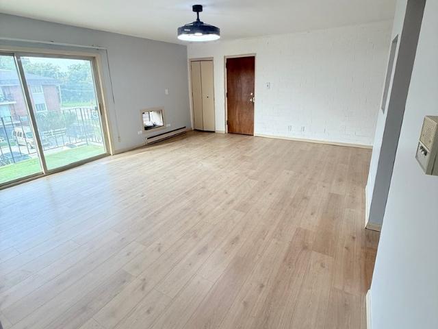 1925 Canal St, Unit 3D, Blue Island, IL 60406 | MLS #12537 | Compass