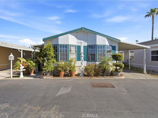 1925 E LA Veta Ave Spc 49, Orange, CA 92866
