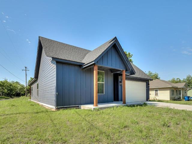 1925 E Springer Avenue