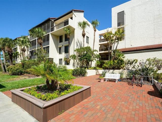 1925 Gulf of Mexico Dr Unit G8 302, Longboat Key, FL 34228