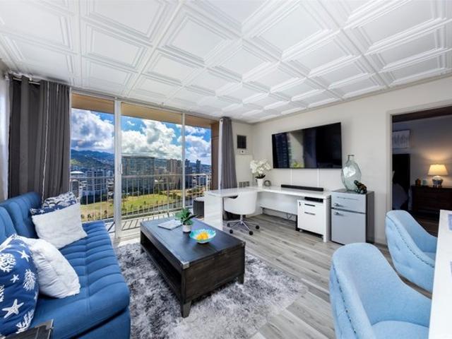 1925 Kalakaua Ave Ph 7, Honolulu, HI 96815