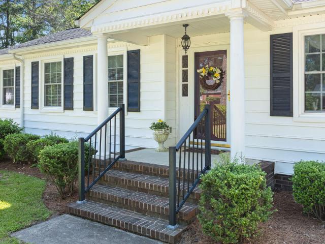 1925 Pinemont Circle
