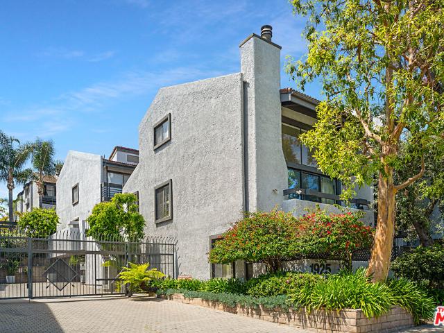 1925 S Beverly Glen Blvd, Unit 40, Los Angeles, CA 90025 | MLS #26786