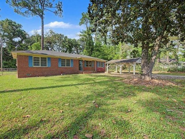 1925 W Whitney Ave, Albany, GA 31707