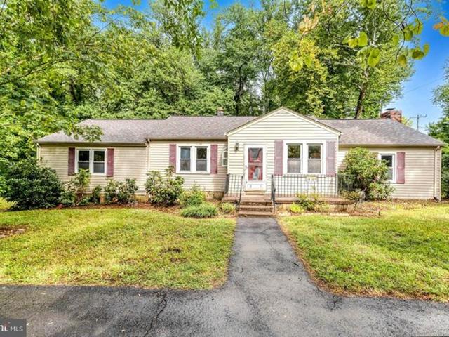 19267 Mockingbird Heights Rd, Triangle, VA 22172
