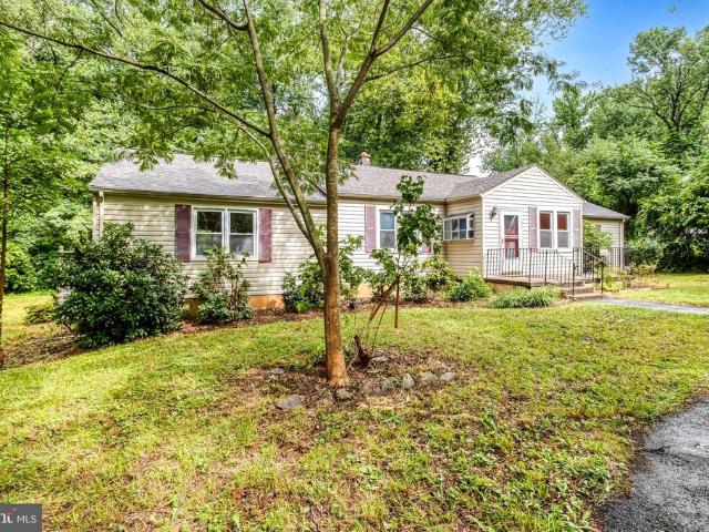 19267 Mockingbird Heights Road