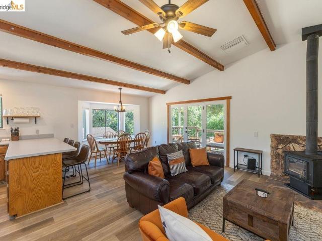 19266 Ferretti Rd