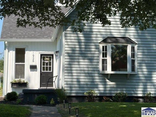 1926 N 8th St, Terre Haute, IN 47804