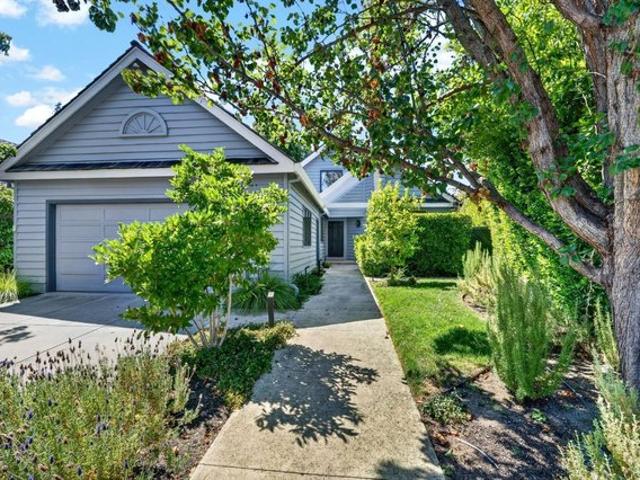 1926 Oak Cir, Yountville, CA 94599