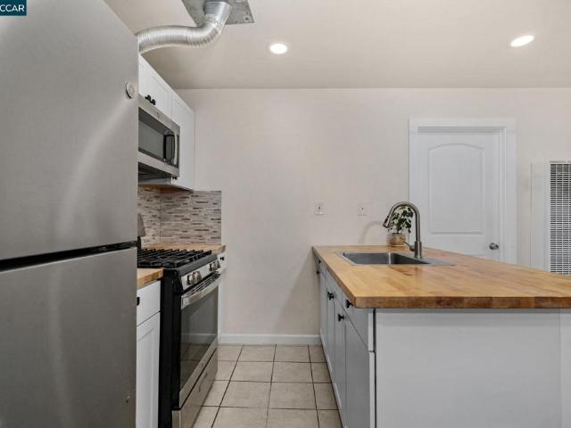 1926 Alcatraz Ave