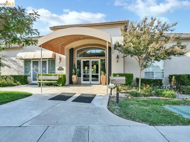 1926 Crispin Drive