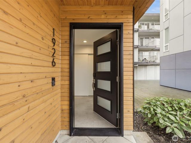 1926 Ferry Ave SW, Seattle, WA 98116 | MLS #2509