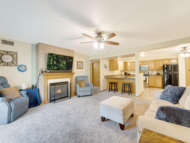 1926 Parknoll Ln
