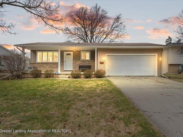 1926 Peggy St, Lansing, MI 48910