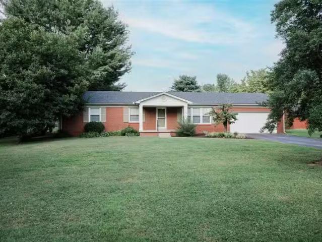 1926 PRICE AVE, BOWLING GREEN, KY 42104 Single Family Residenc.