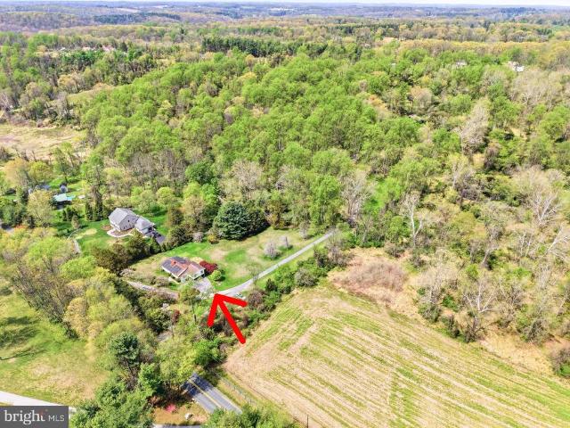 1926 Stringtown Road