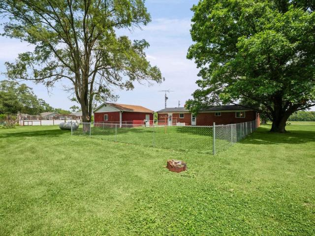 1926 S County Road 930 W