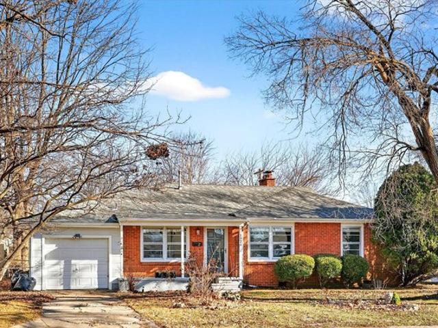 1926 S Collinson Ave, Springfield, MO 65804