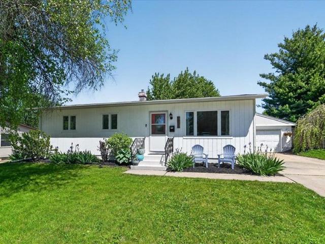 1926 Scott Ln, Madison, WI 53704