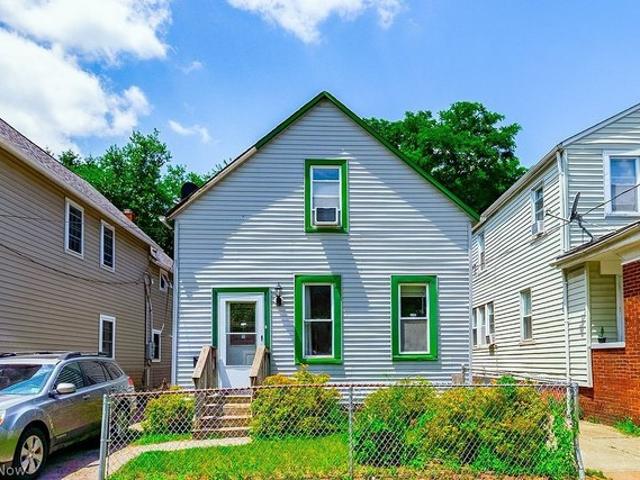 1926 W 57th St, Cleveland, OH 44102