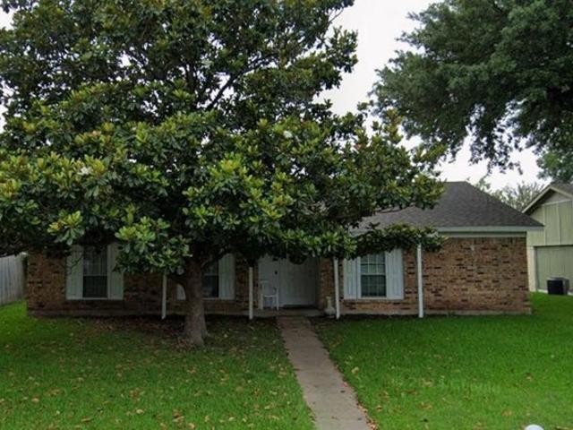 1926 Whitney Dr, Garland, TX 75040