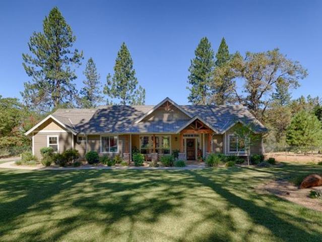 19275 Adamson Dr, Grass Valley, CA 95949