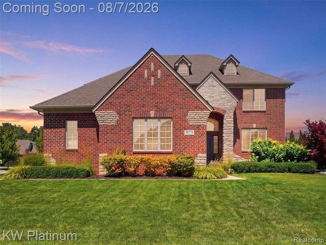 19275 Elkhound Dr, Macomb Township, MI 48044
