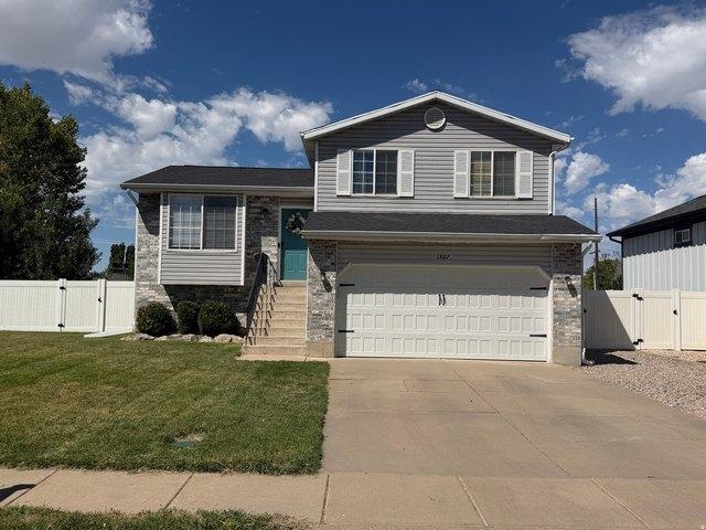 1927 N 950 W, Clinton, UT 84015