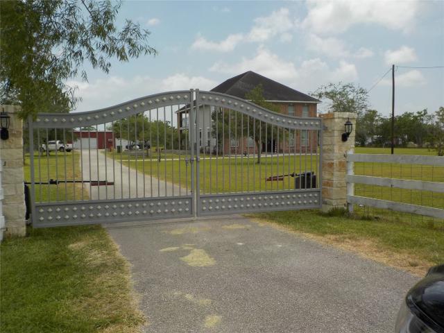 1927 County Road 486