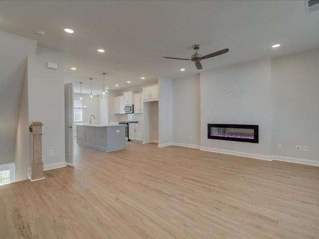 1927 Deco Dr, Kennesaw, GA 30144 | MLS #7761 | Compass