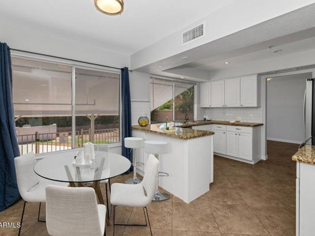 1927 E Crocus Dr, Phoenix, AZ 85022