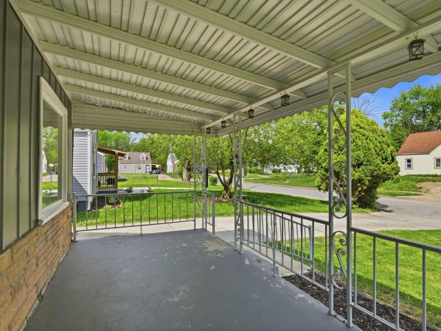 1927 Jermain Drive